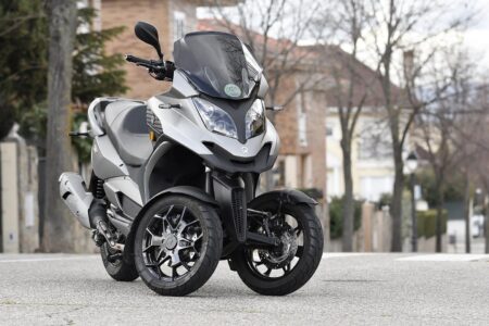 17 Best Three Wheel Motorcycle For Adults (Updated List)