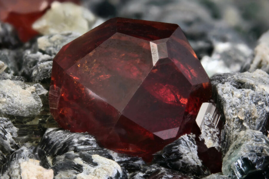 The 15 Valuable Gemstones in the World (Ranking)