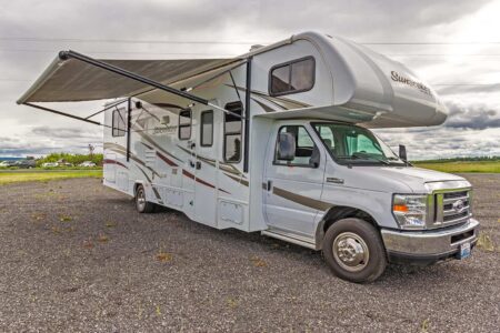11 Best RVs For Full-Time Luxury Living