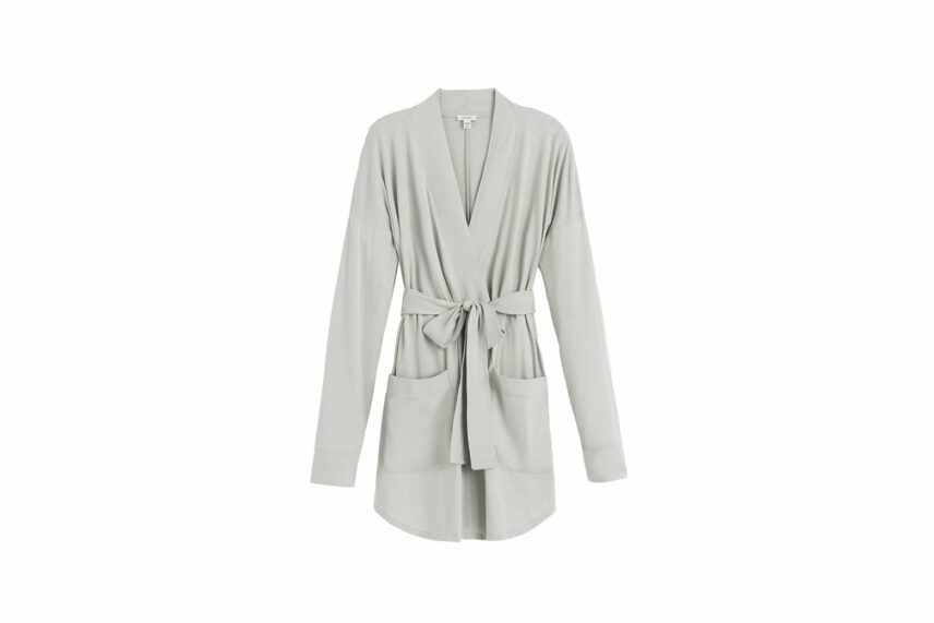 19 Best Bathrobes For Women: Relax In Style (Buying Guide)