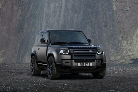 Land Rover SUV List: Price, Reviews, and Specs for all Models