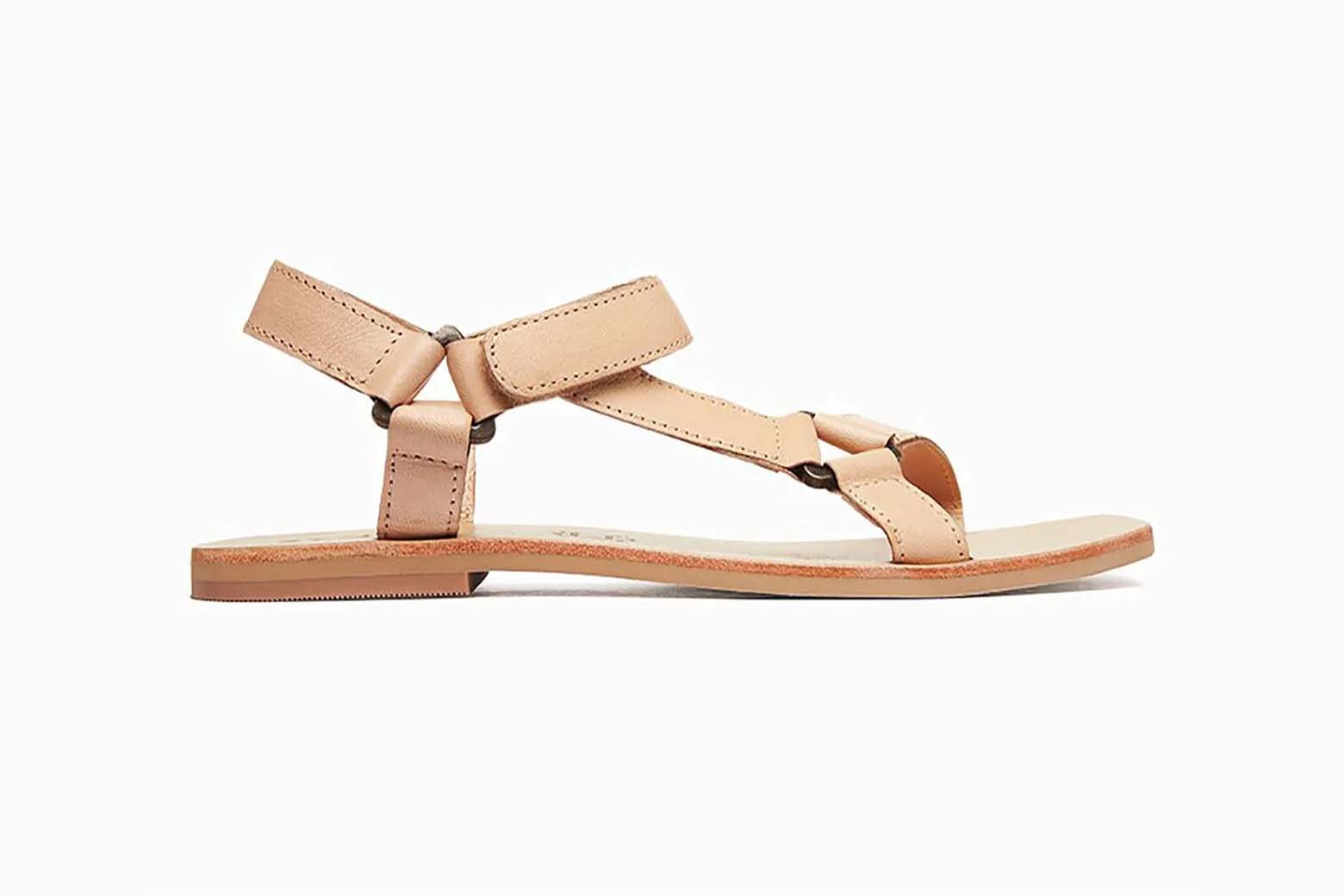 19 Most Comfortable Sandals For Your Summer Walks (Guide)