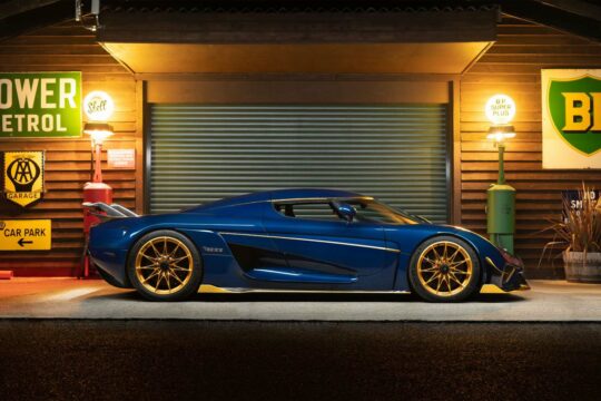 Koenigsegg Cars and SUV List: Price, Reviews, and Specs