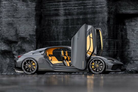 Koenigsegg Cars and SUV List: Price, Reviews, and Specs