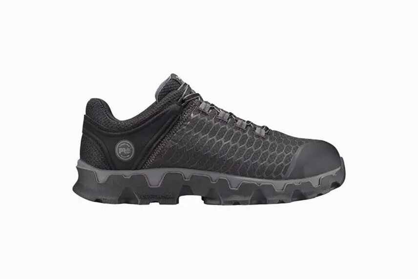 19 Best Men’s Shoes For Standing All Day Comfortably (Guide)