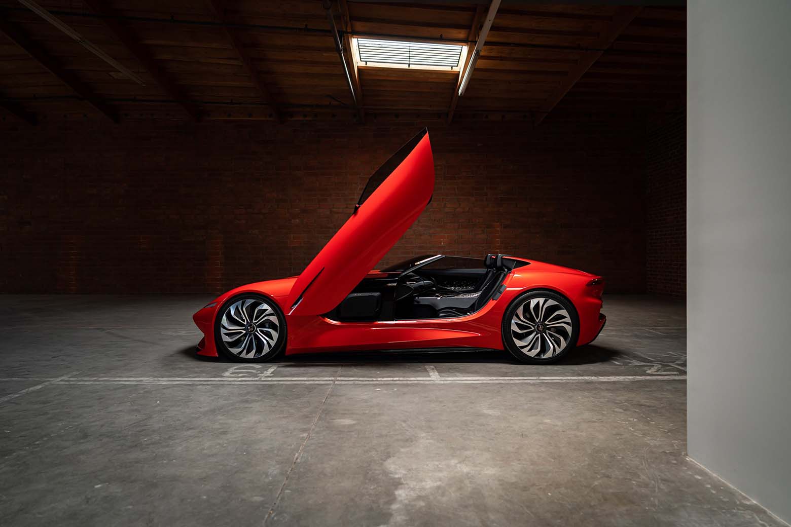 Rivian Cars and SUV Models: Price, Reviews, and Specs (List)