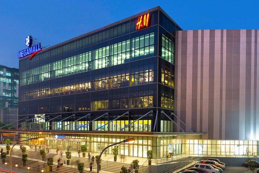 11 Biggest Malls In The World (🛍️ Updated Ranking)