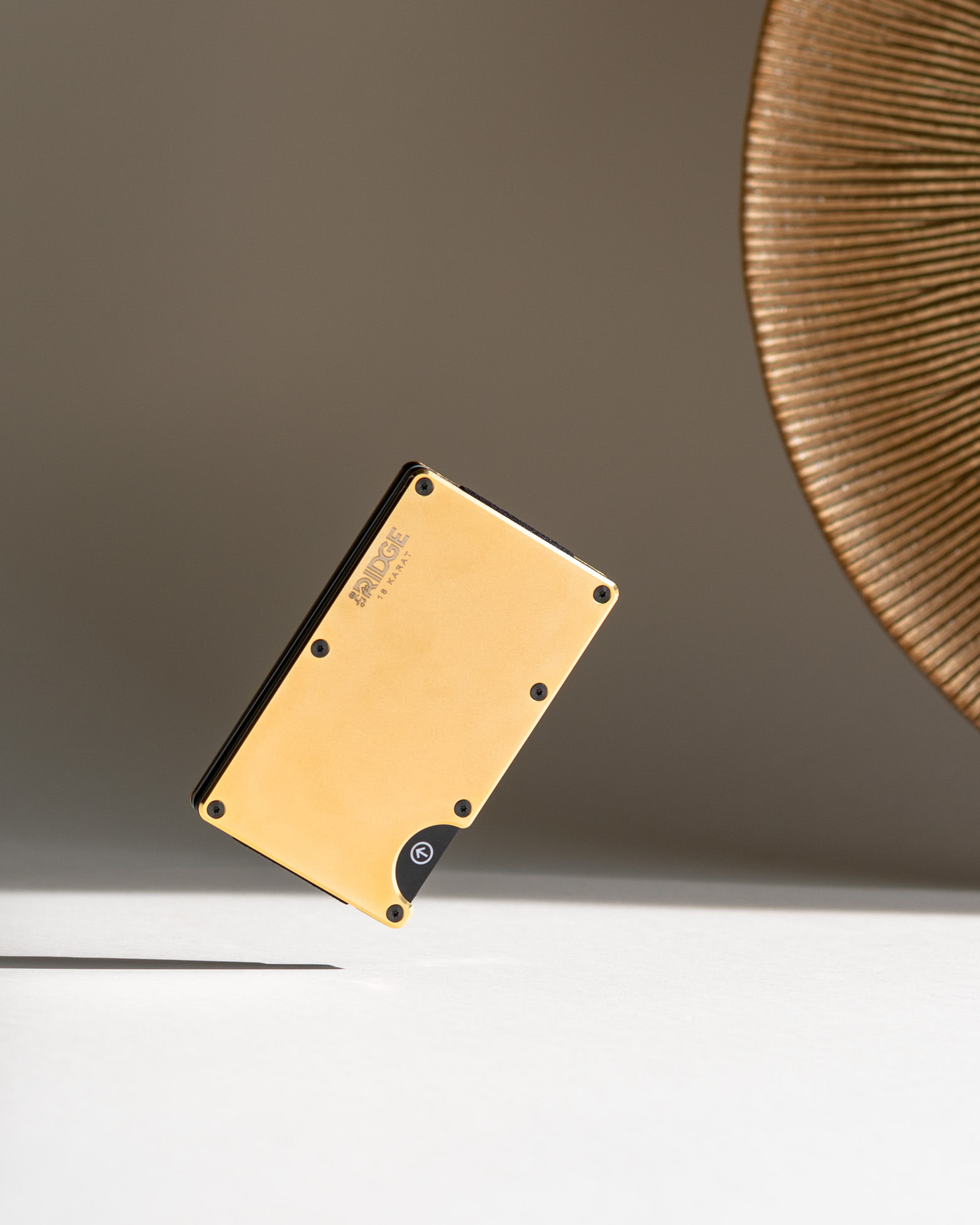 Ridge Wallet Review: Are They Worth It? 🤔(Tested)