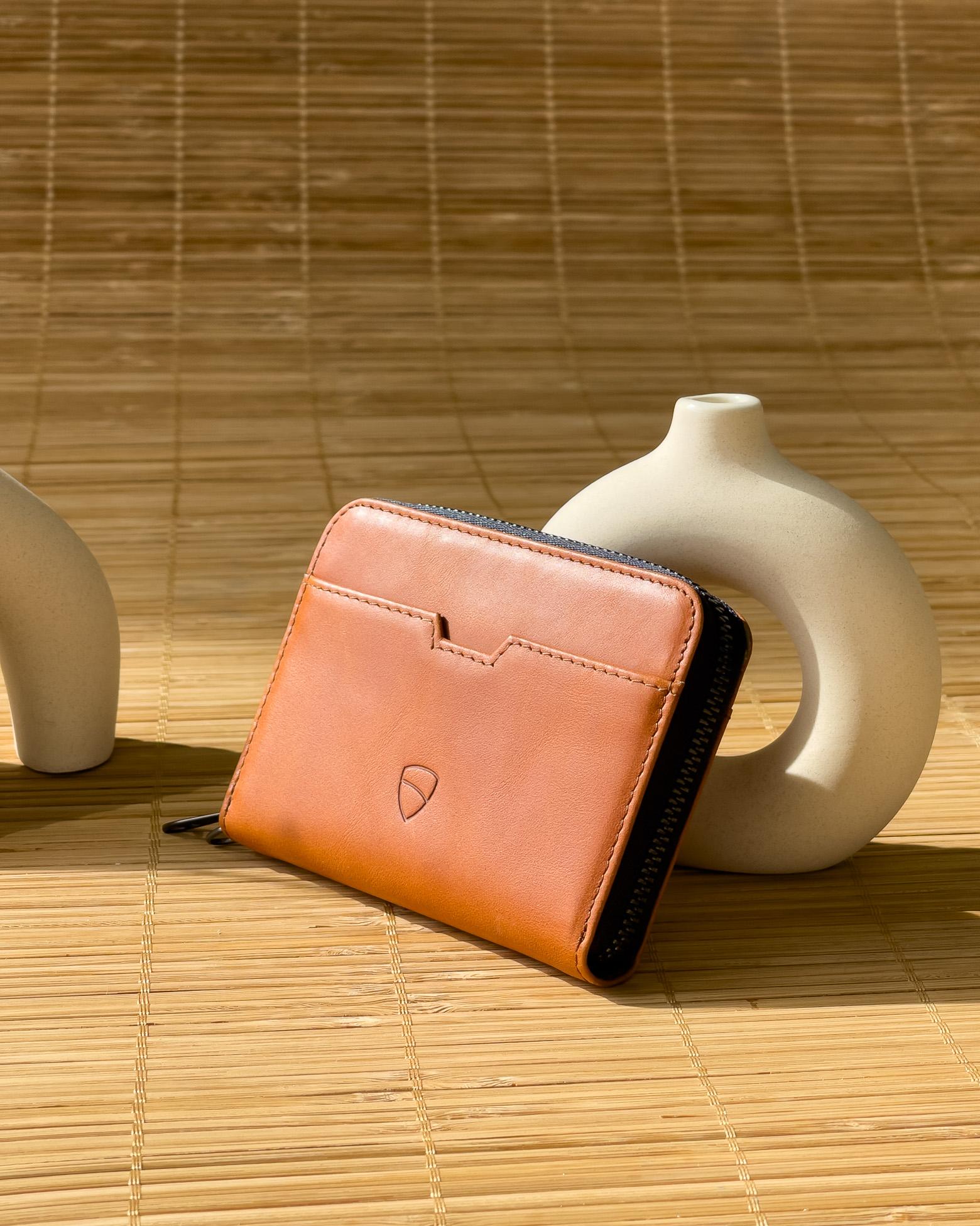 Vaultskin Mayfair Review: The Perfect Zip Wallet Under $100? 🤔