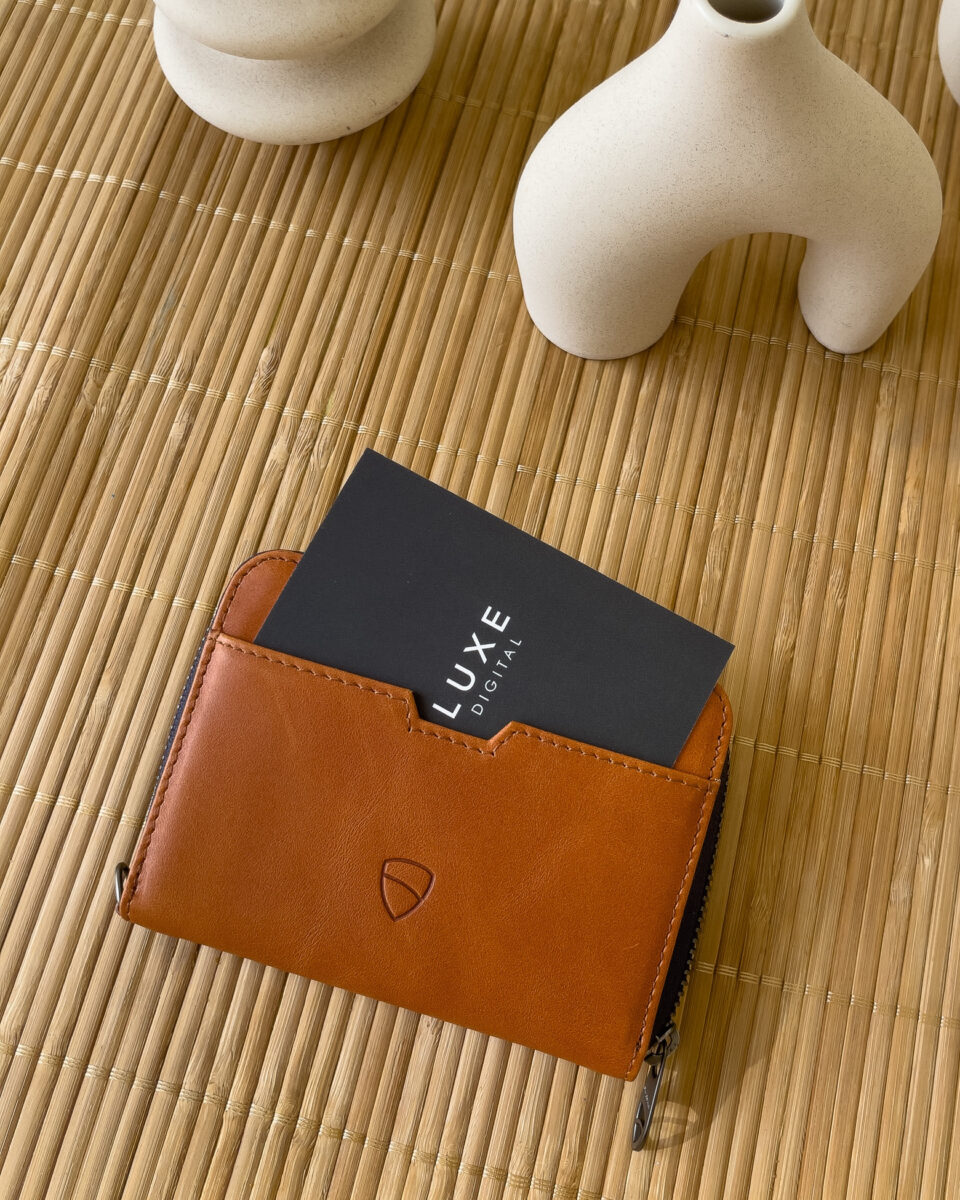 Vaultskin Mayfair Review: The Perfect Zip Wallet Under $100? 🤔