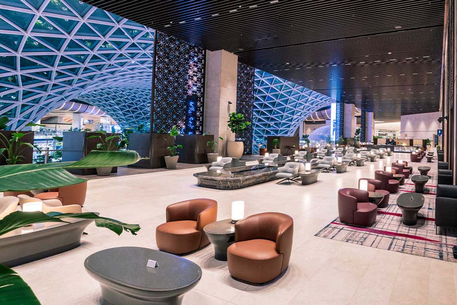 11 Most Luxurious Airport Lounges In The World: Luxe Layovers