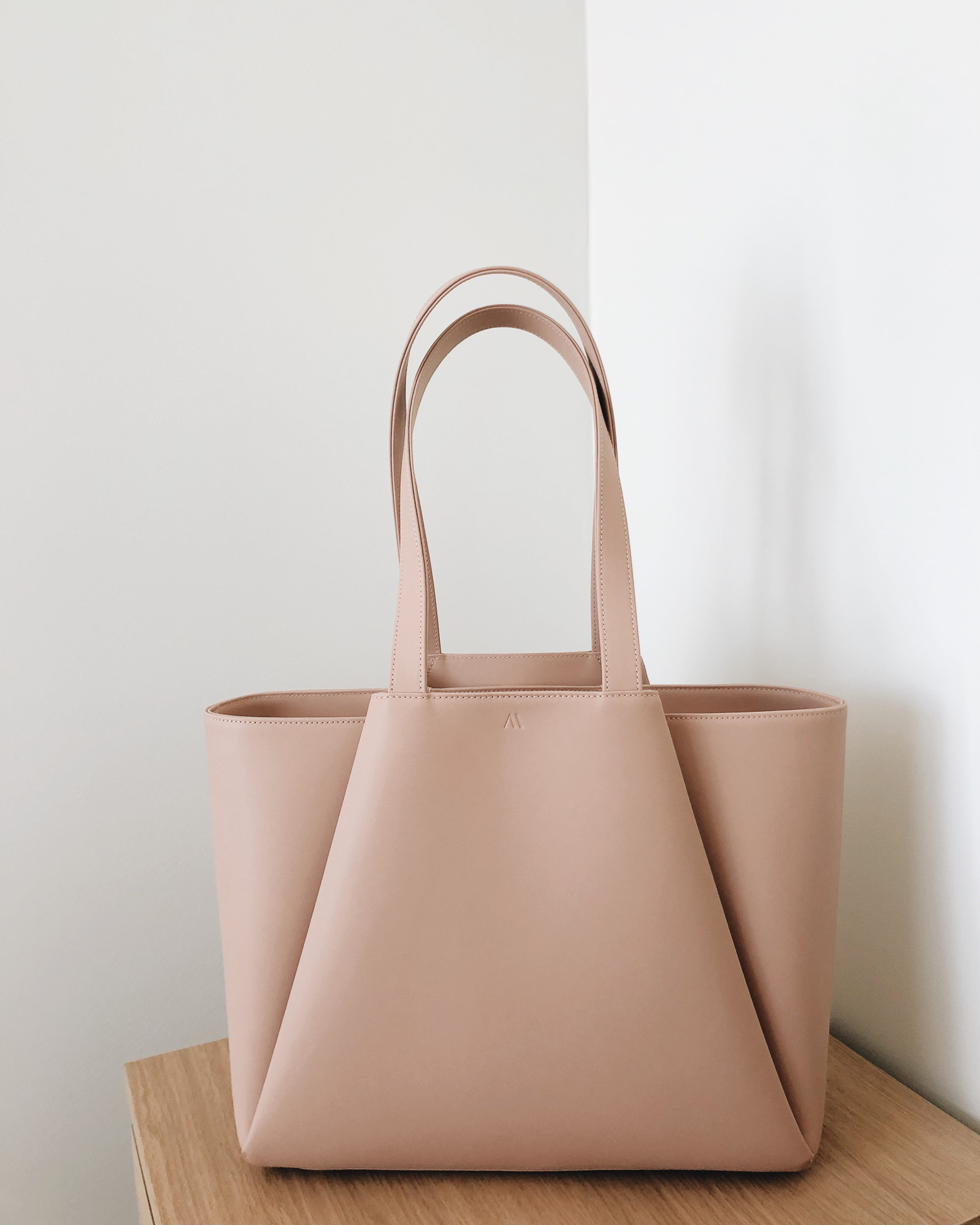 KAAI Pyramid Review: A Work Bag That Handles All Our Needs