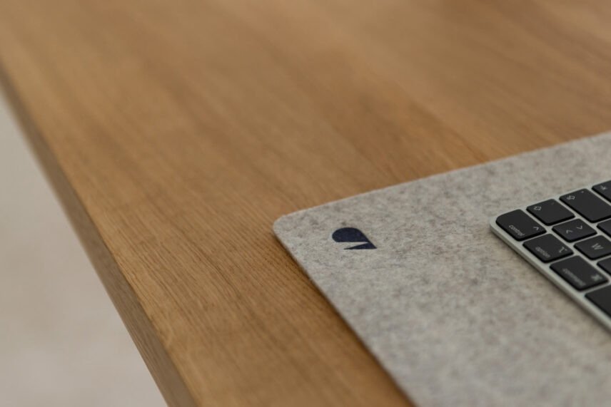 Oakywood Desk Review: Custom Standing Desk Delight