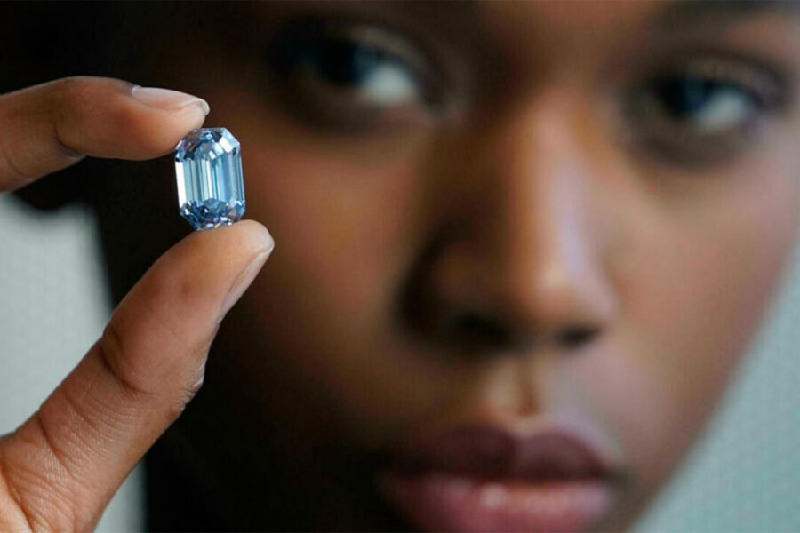 Dazzling Desire: The World's Most Expensive Diamonds